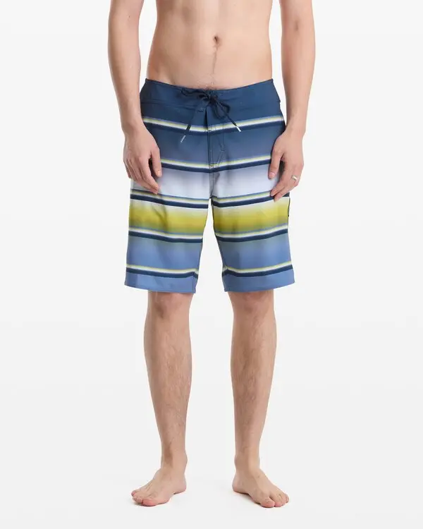 Volcom Quarta Dissolve Mod 20 Boardshorts - Blueberry