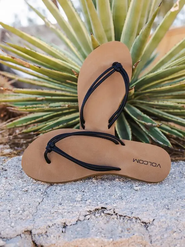 Volcom Forever And Ever Ii Sandals - Black