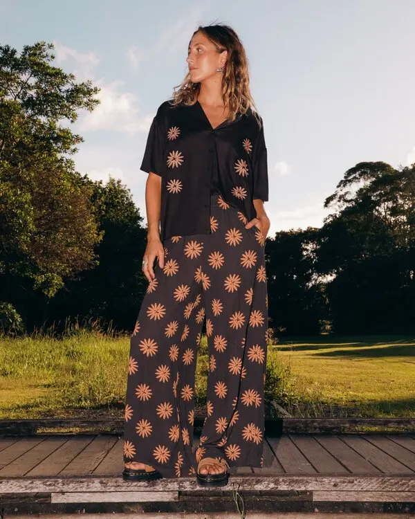 Volcom Floral Print Wide Leg Pants - Black Bronze