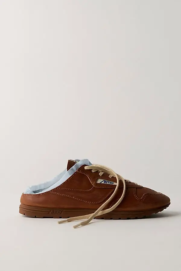 AUTRY Windspin Slip-on Sneakers - Buff/azure