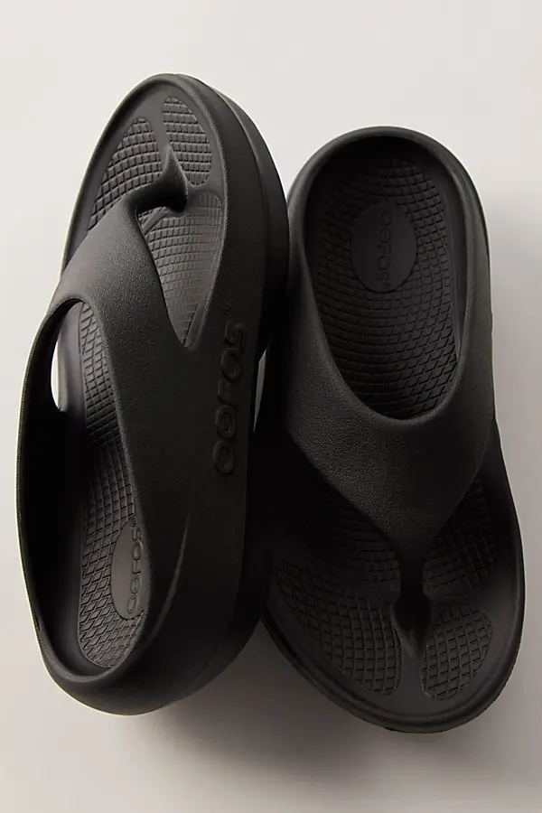 OOFOS Ooriginal Plus Flip Flops - Black