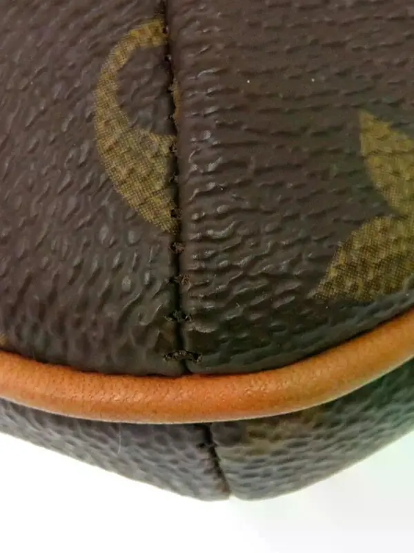 LOUIS VUITTON 2000 Monogram Musette Tango Shoulder Bag