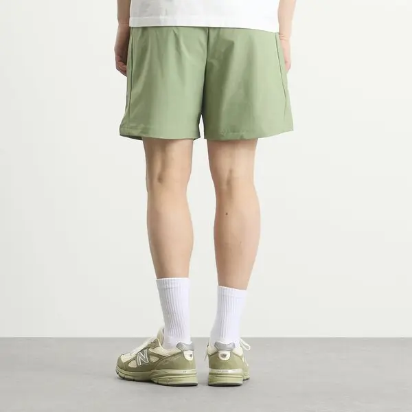 NEW BALANCE Athletics Stretch Woven 7" Shorts - Oregano