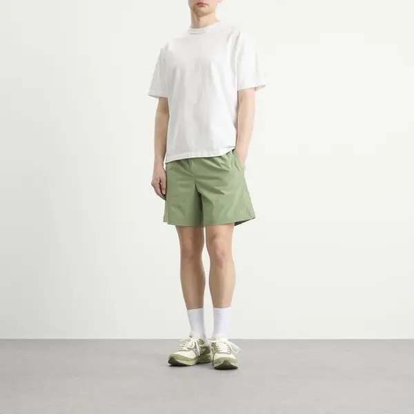 NEW BALANCE Athletics Stretch Woven 7" Shorts - Oregano