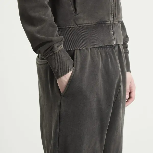 ENTIRE STUDIOS Standard Cuffed Sweat - Washed Black