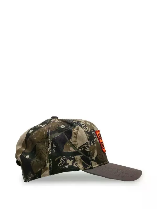 PLEASURES Camouflage Print Cap