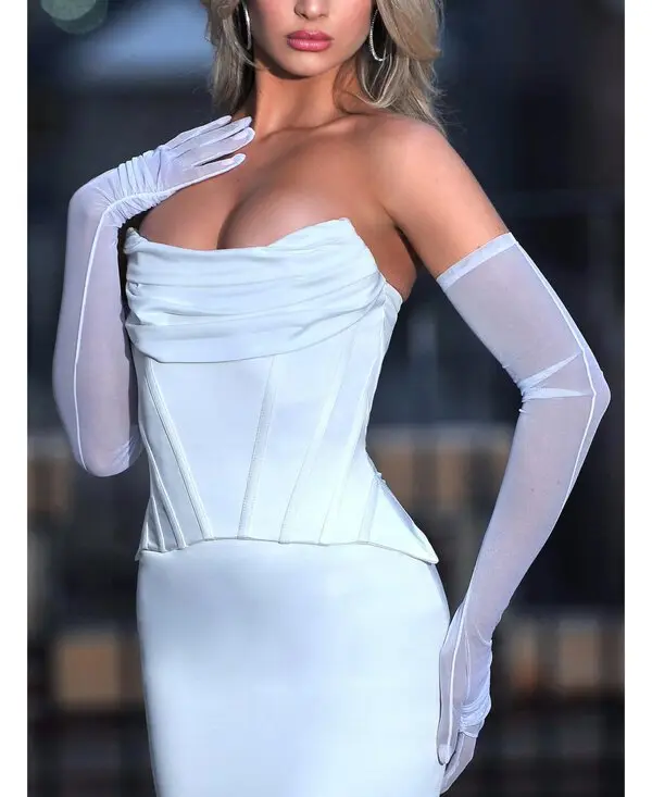 MISS CIRCLE NEW YORK Qira Mesh Opera-length Gloves - White