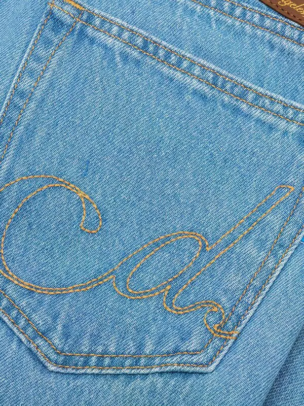 ADVISORY BOARD CRYSTALS Slim-fit Jeans