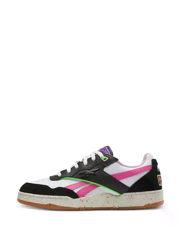 REEBOK Low Top Sneakers