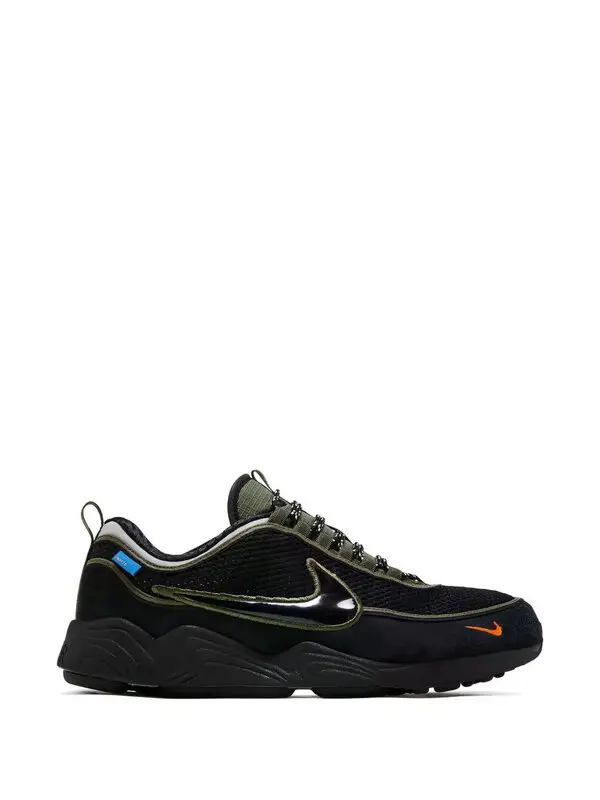 Nike Low Top Sneakers - Black