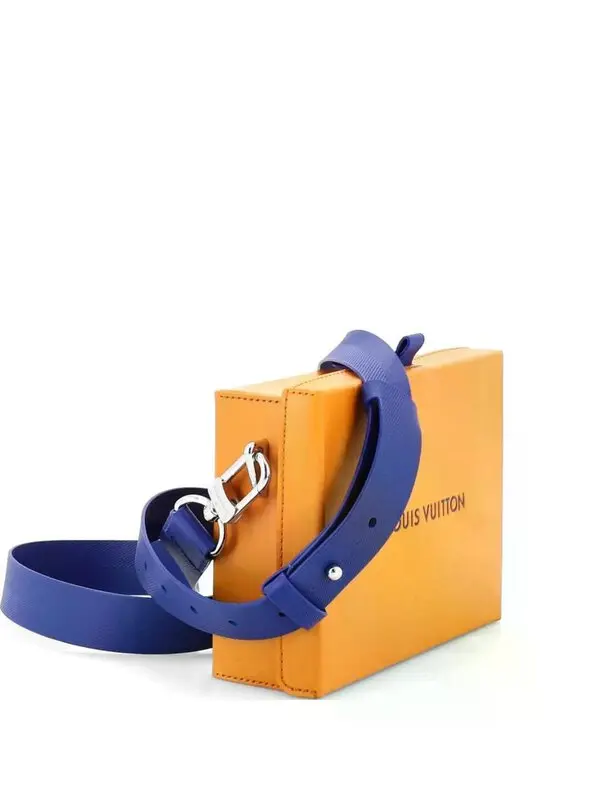 LOUIS VUITTON Shopper Clutch Leather Crossbody Bag - Blue