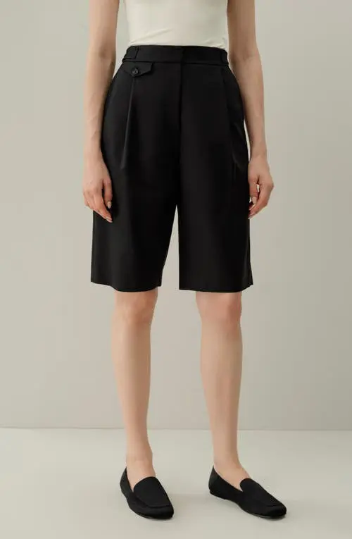 Lilysilk Wool-silk Blend Bermuda Shorts With Pleated Detail - Black