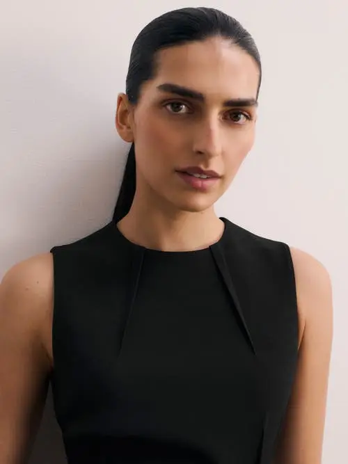 The Fold Sanmero Crepe Shift Dress