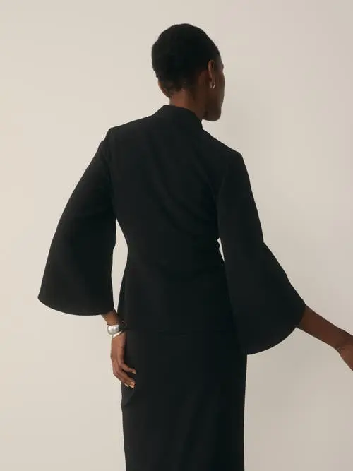 The Fold Clever Crepe Ansdell Blazer - Black