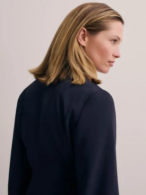 The Fold Clever Crepe Ansdell Blazer