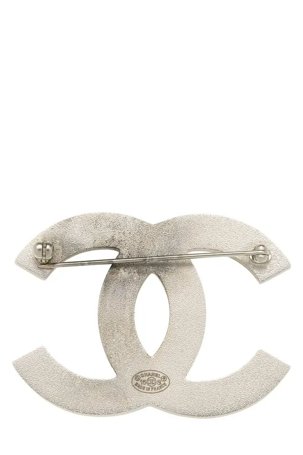 Chanel Cc Logo Pin