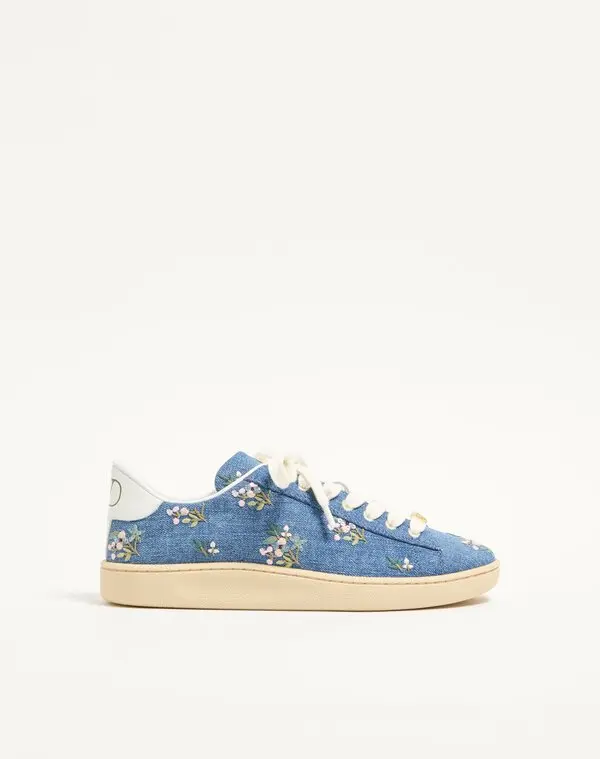 Valentino Garavani Royco Floral Embroidered Trainers - Denim