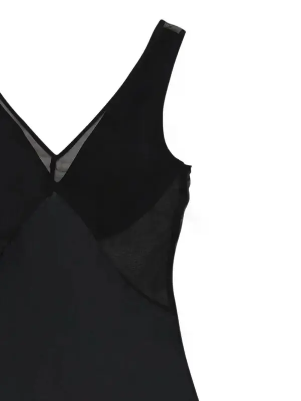 Callipygian V-neck A-line Dress