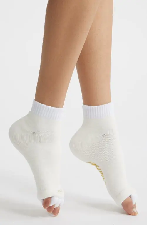 HIGH HEEL JUNGLE After Party Ankle Socks - Creme