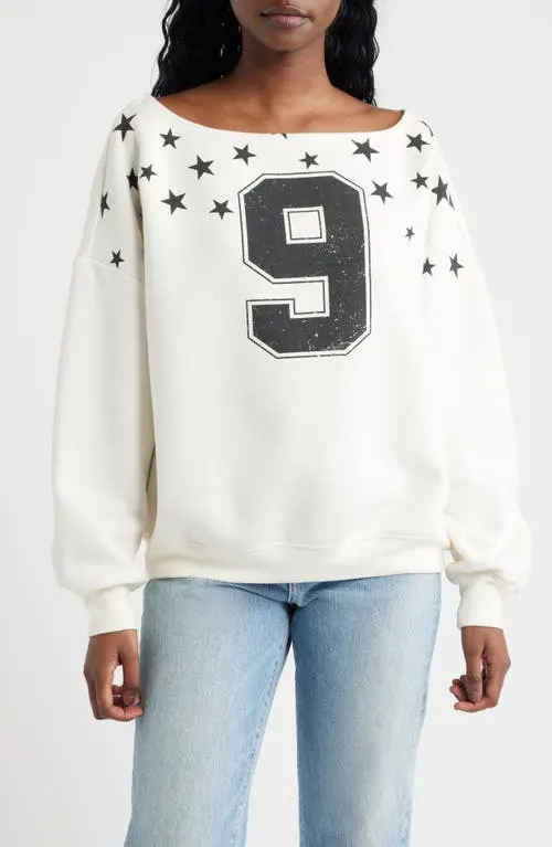 VINYL ICONS Nine Stars Graphic Sweatshirt