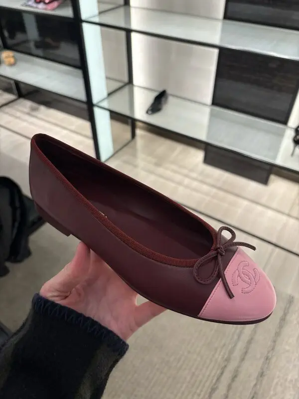 Chanel Leather Ballerina Flats - Burgundy, Pink