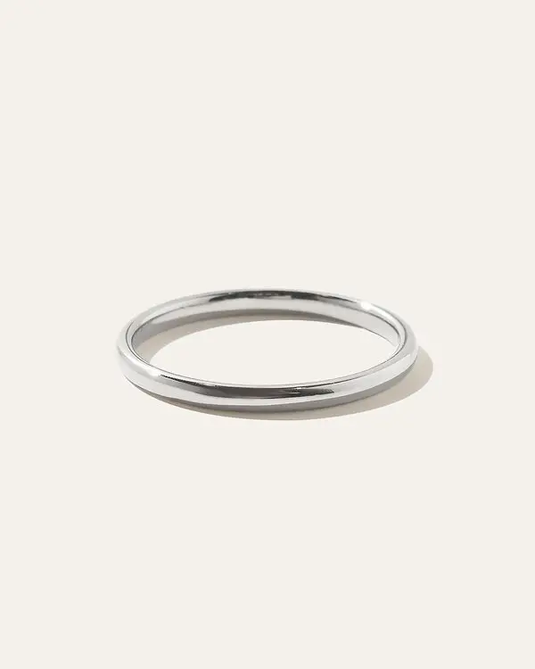 Quince Classic Band Ring - Platinum