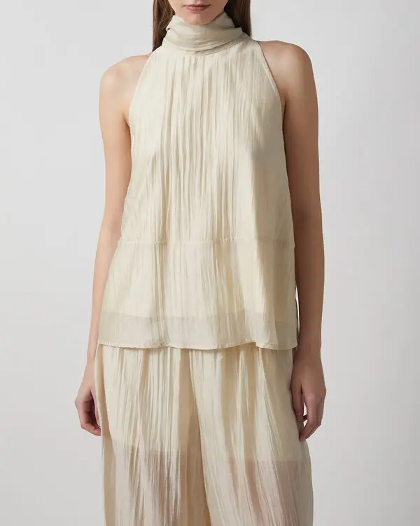 ONE & OTHER Hale Top