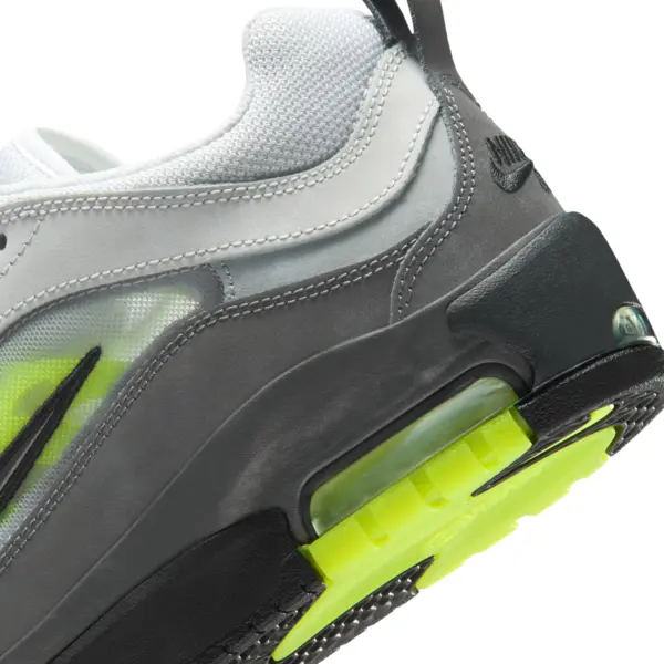 Nike Air Max Ishod Skate Shoes - Black
