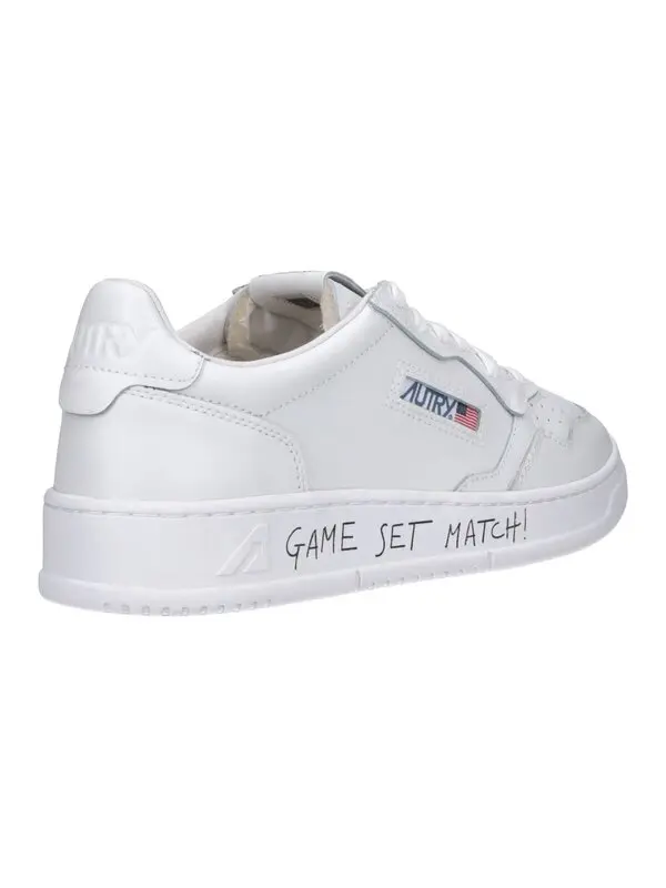 AUTRY Medalist Low-top Leather Sneakers - White