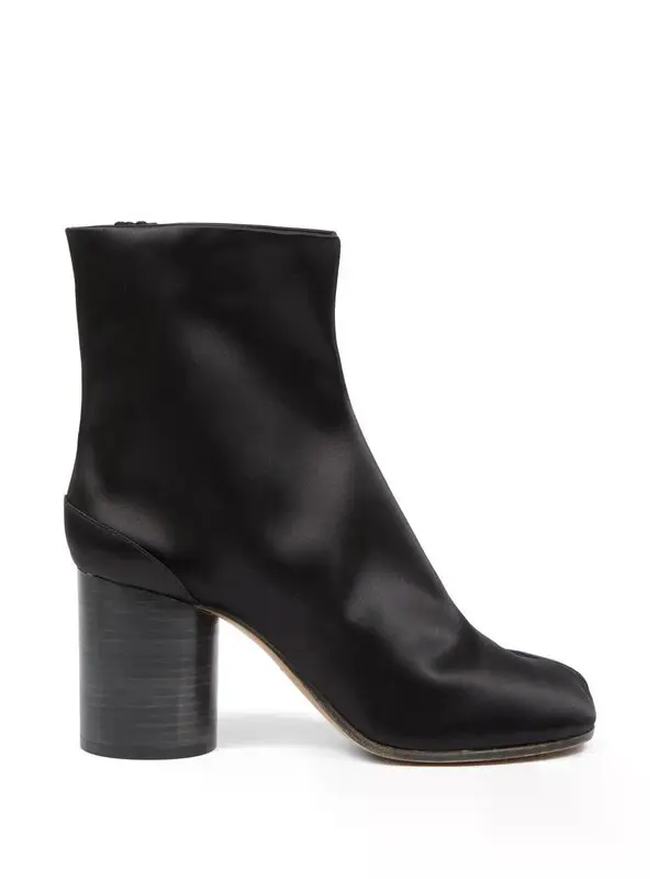 MAISON MARGIELA Tabi Ankle Boots