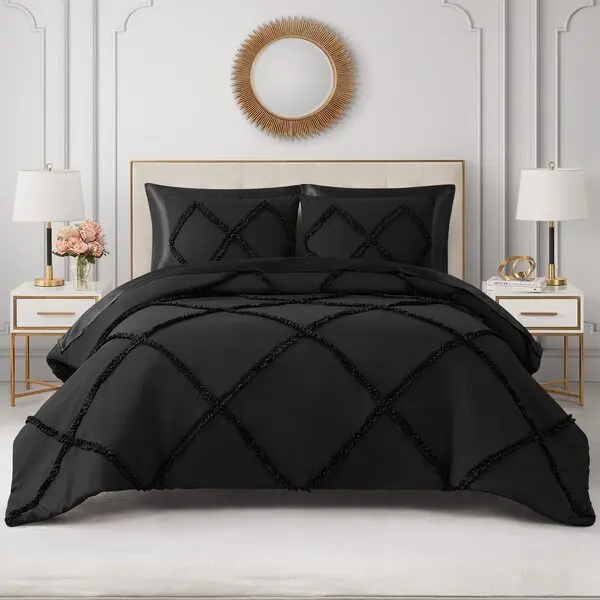 Juicy Couture Diamond Ruffle Comforter Set - Black