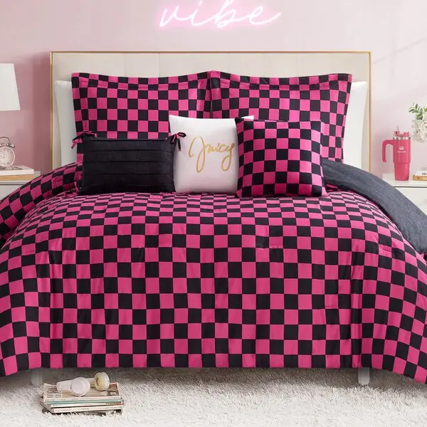 Juicy Couture Checkerboard Reversible Comforter Set - Black/hot Pink