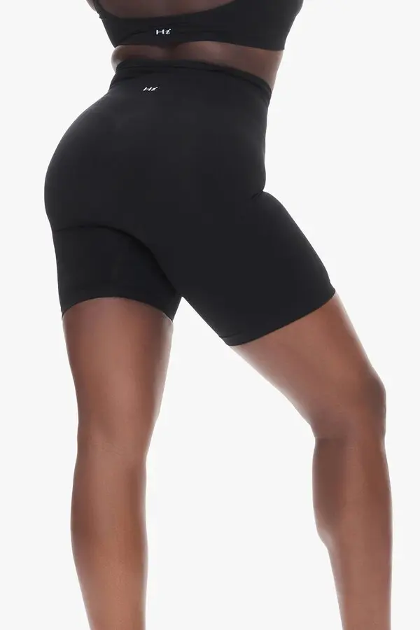 HEIST STUDIOS Contour Shorts - Black