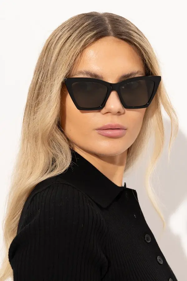 Alexander McQueen Cat-eye Sunglasses - Black