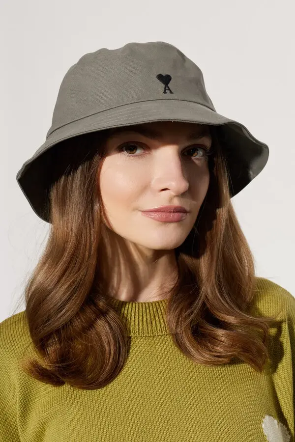 AMI Paris Bucket Hat With Embroidered Logo - Grey