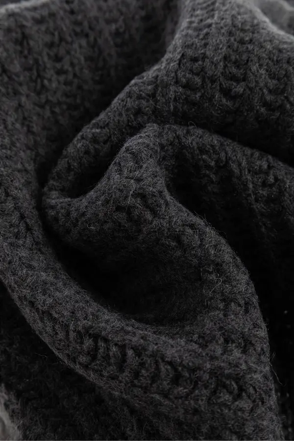 Moschino Scarf With Logo - Grey