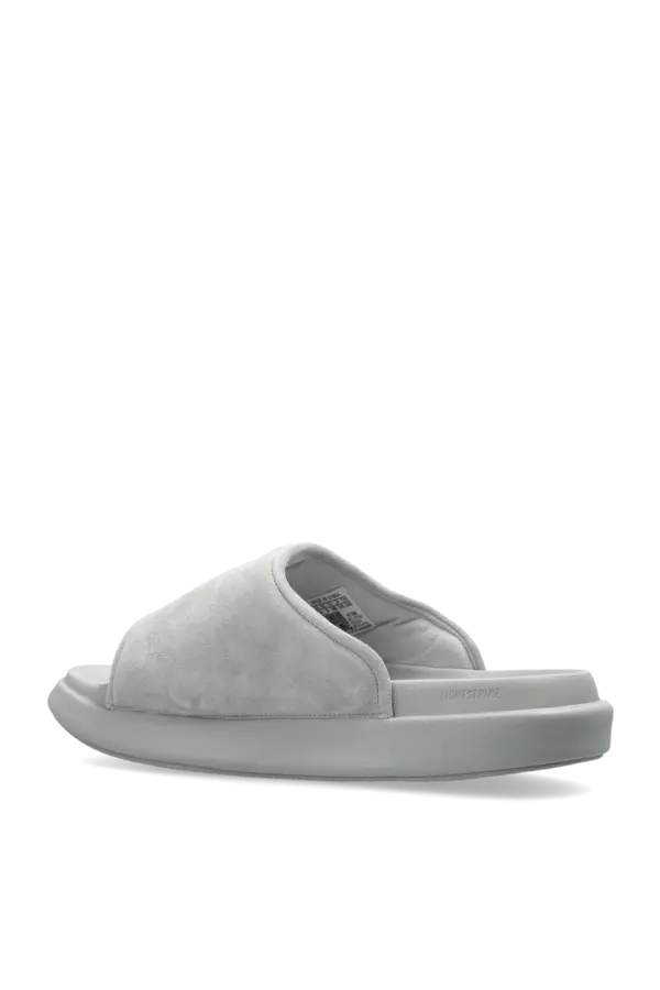 Y3 Logo Slides - Grey