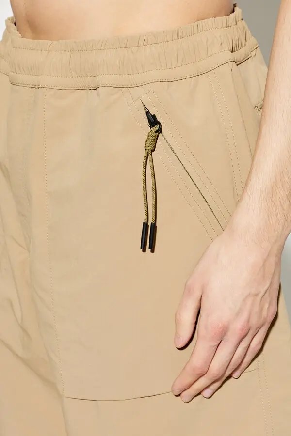 Moncler Day-namic Shorts - Beige