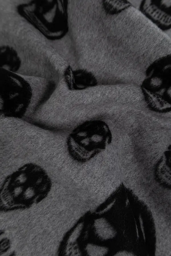 Alexander McQueen Scarf With Skull Motif - Grey