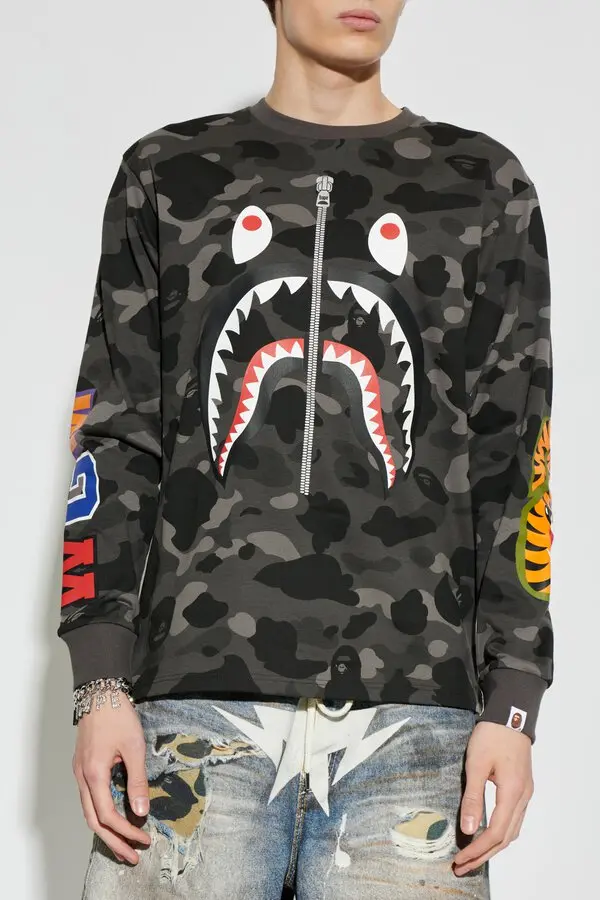 A BATHING APE T-shirt With Colorful Print