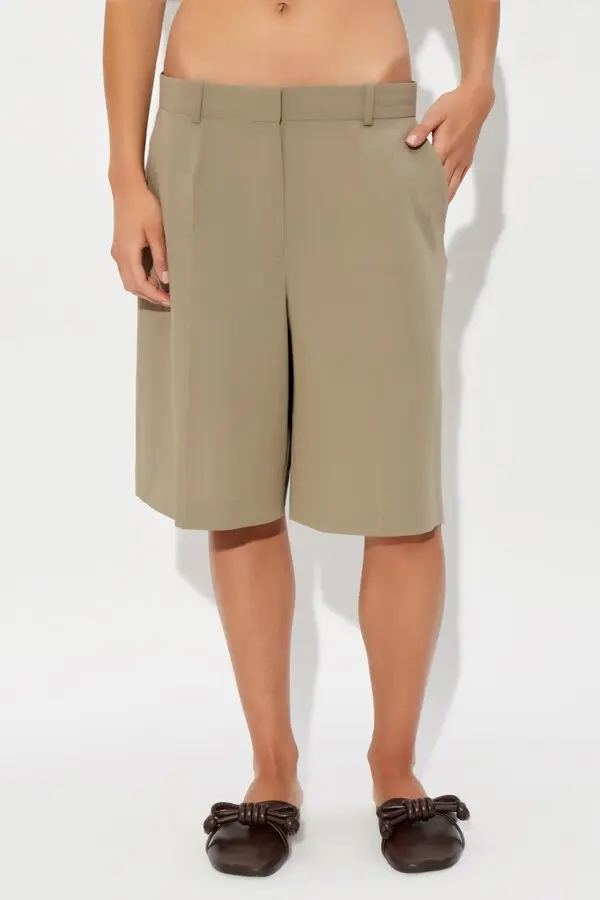 TOTEME Creased Knee-length Shorts - Grey