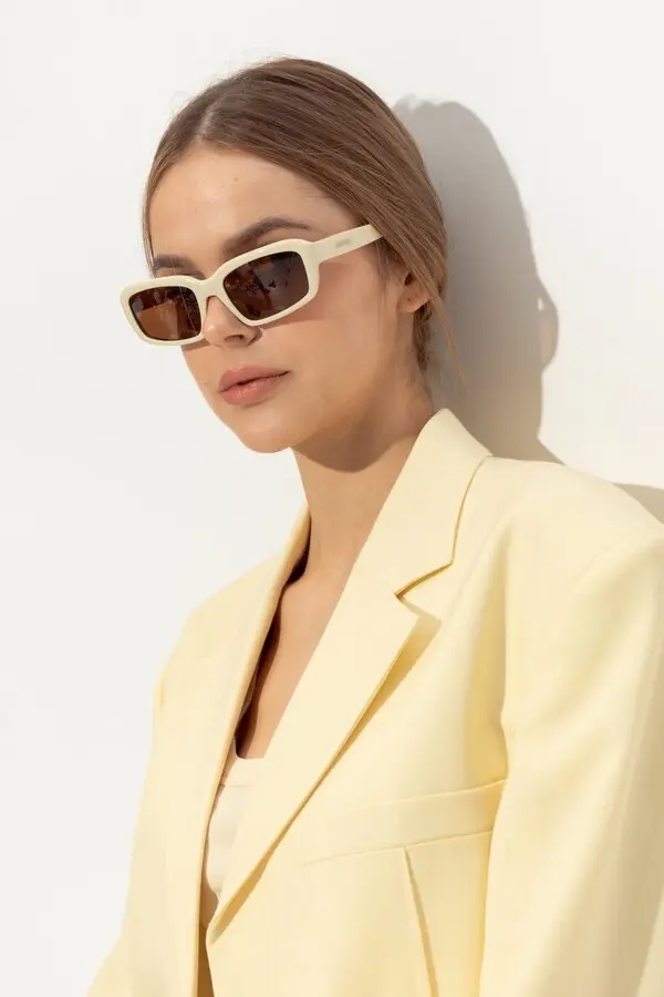 Jacquemus Sunglasses - Cream
