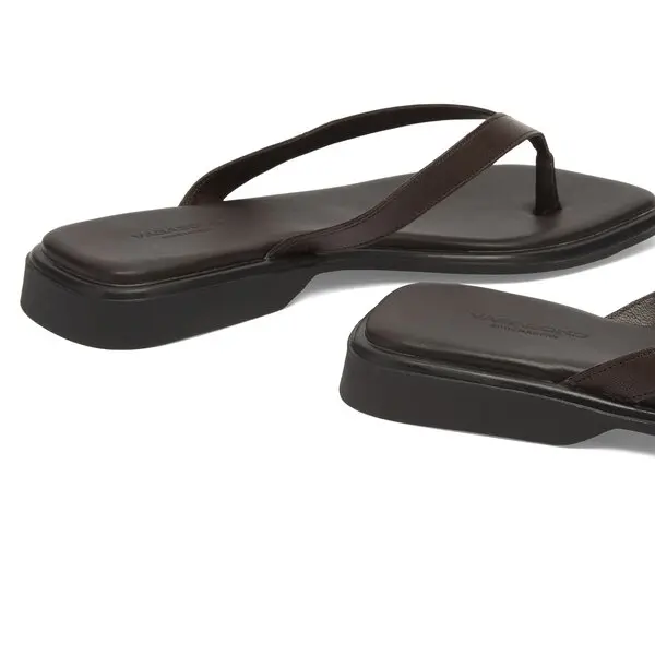 VAGABOND SHOEMAKERS Izzy Leather Flip Flops