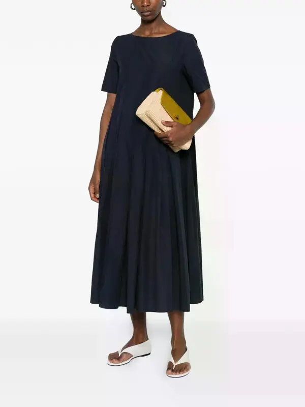 Apuntob Pleated Midi Dress