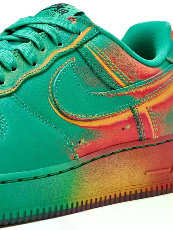Nike Air Force 1 Low Retro Sneakers - Green