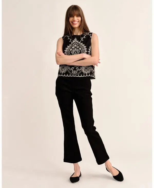 CARTOLINA Linda Embroidered Sleeveless Top With Scalloped Hem - Black