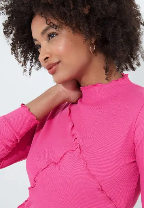 JOE BROWNS Stretch Cotton Lettuce Trim Top
