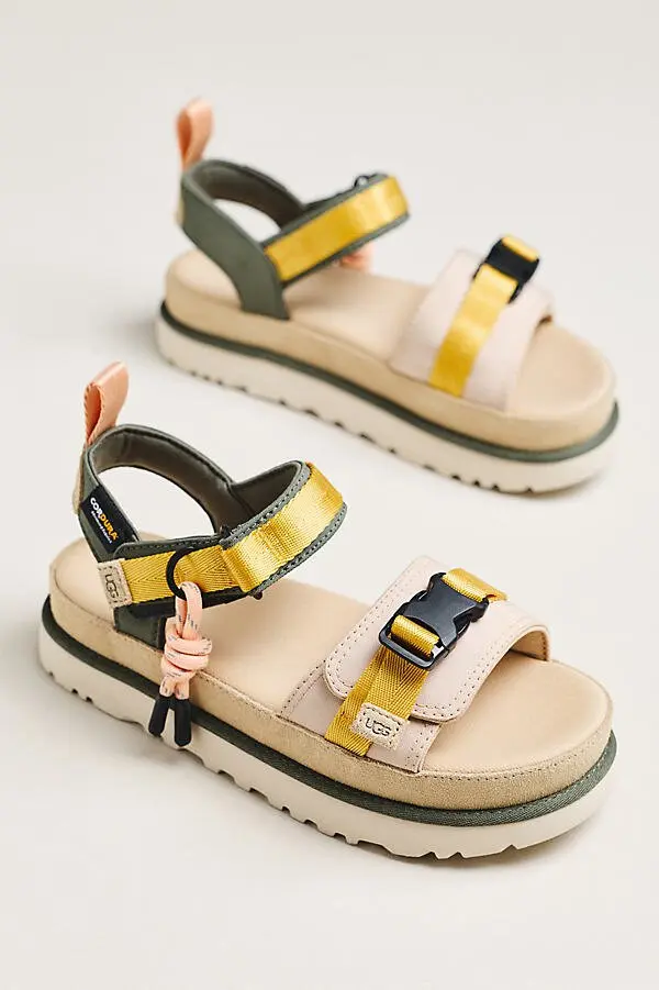 UGG Goldenstar Wildwood Platform Sandals - Sand Castle
