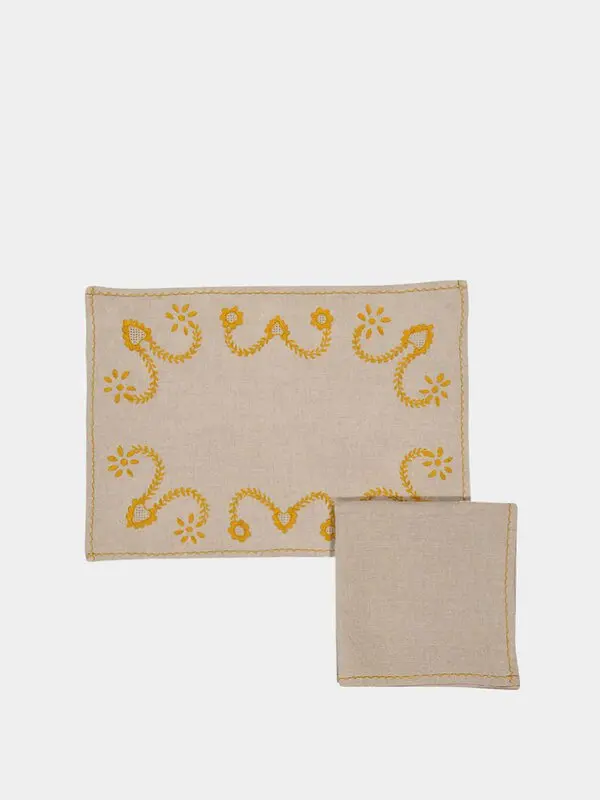 HOUSE OF CAPRICORN Hand-embroidered Viana Beige Linen With Embroidery Placemat And Napkin Set - Yellow