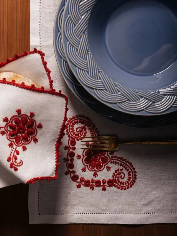 HOUSE OF CAPRICORN Hand-embroidered Linen Basket Cloth - Red